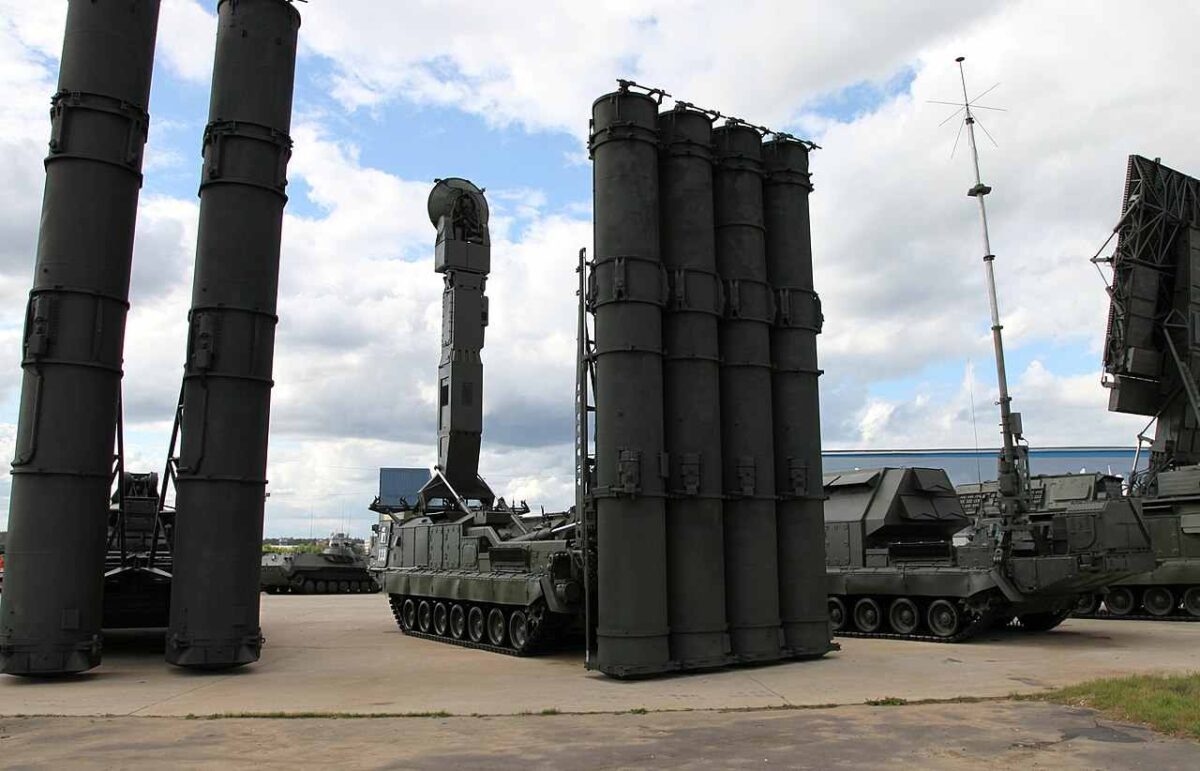 S-300 rakietowy system przeciwlotniczy – dane techniczne